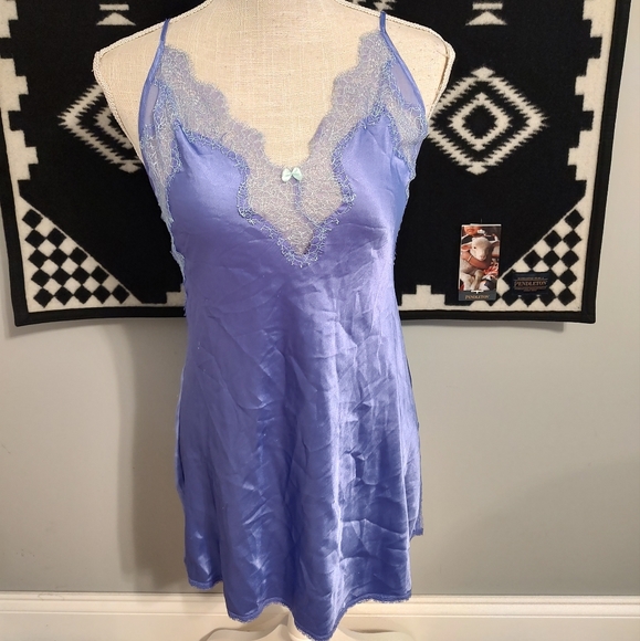 Victoria's Secret | Intimates & Sleepwear | Vintage Guc Victorias ...